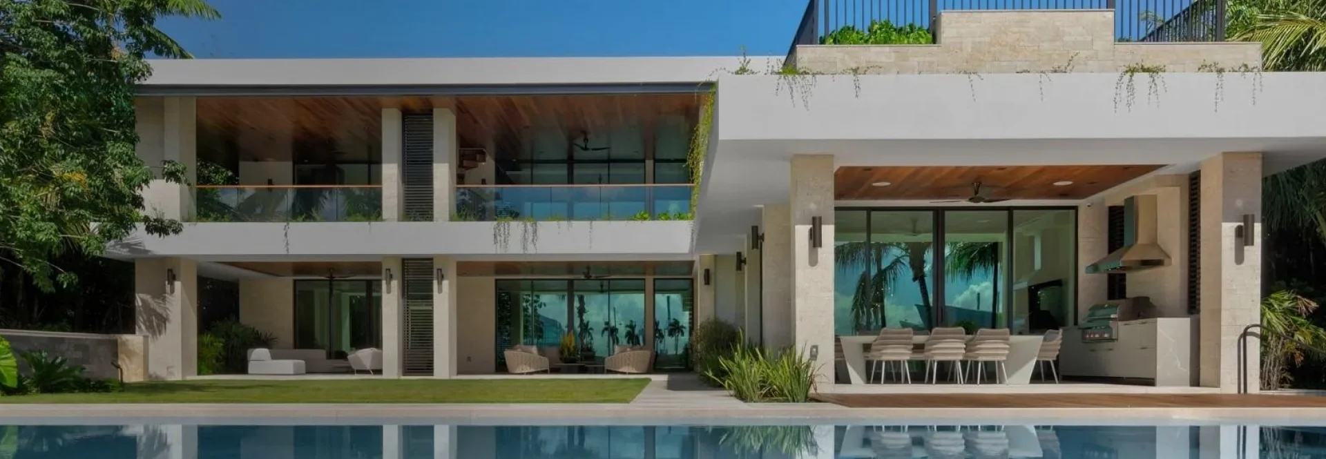 Deck Installation Services In Miami, FL | Extreme Decks